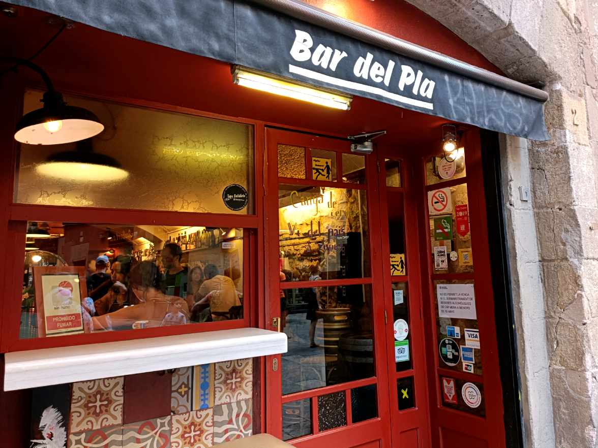 Les 10 meilleurs bars à tapas de Barcelone : Adresses & horaires